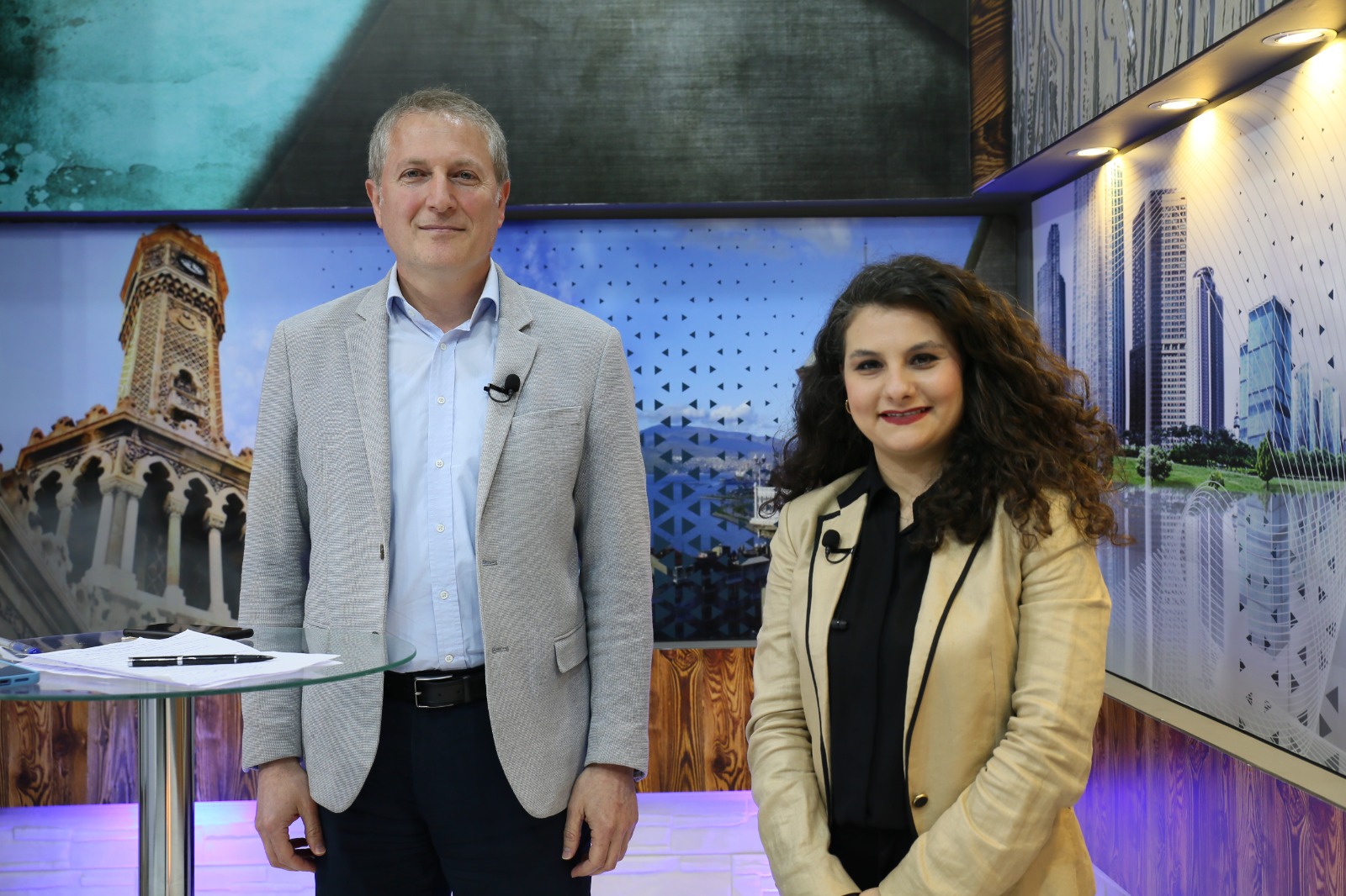 Belediyeci vekil adayının vaadi: İzmir'de ücretsiz ulaşım! - Dokuz ...